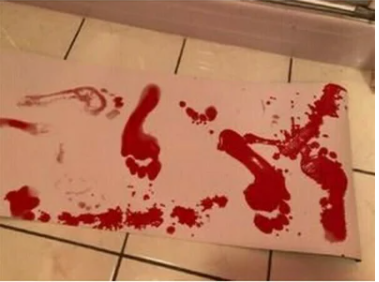 Halloween Bloody Color Changing Bath Mat